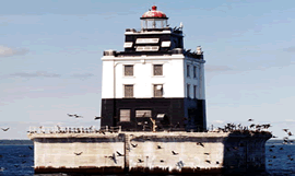 Poe Reef Light | Michigan