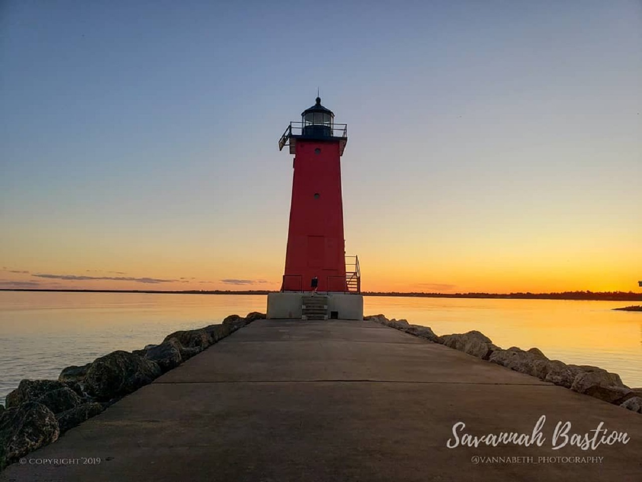 Manistique East Breakwater Lighthouse | Michigan