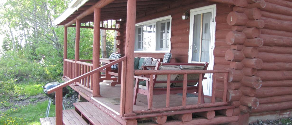 Eagle Lodge - Lakeside Cabins | Michigan