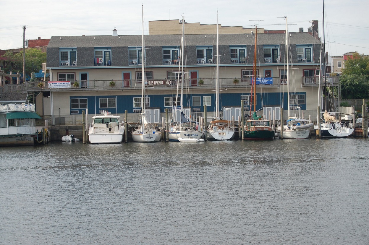 Old Harbor Inn | Michigan