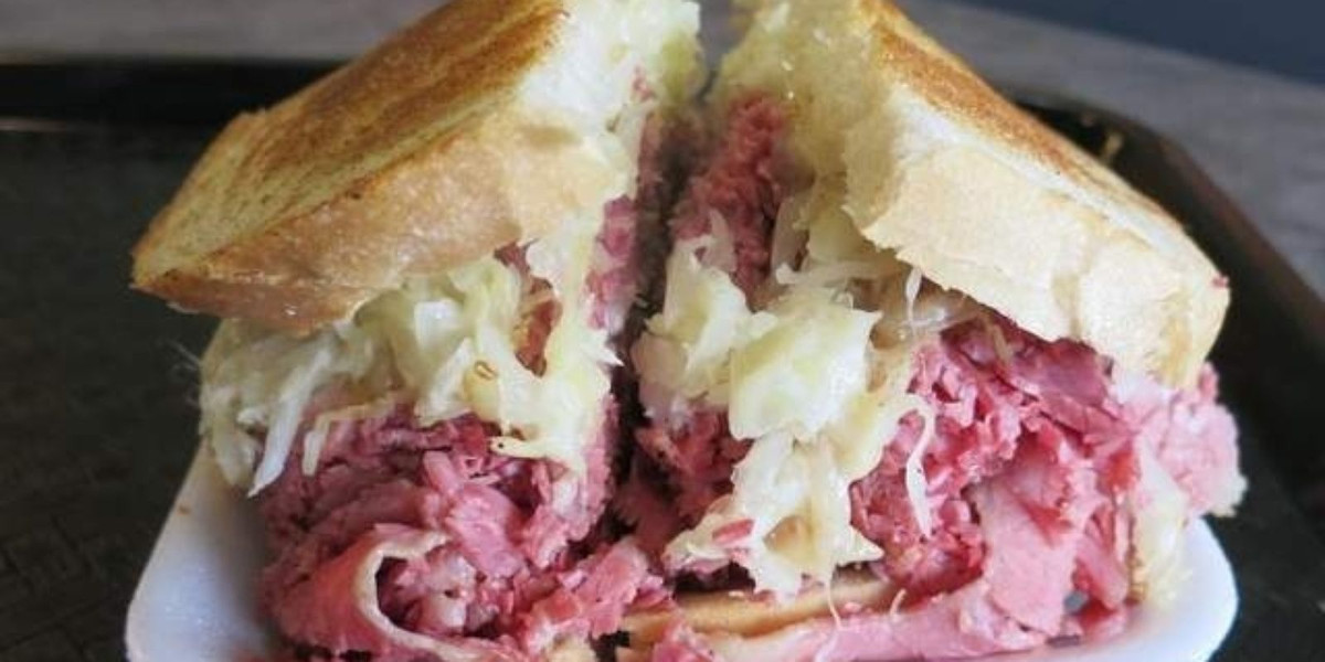 Mudgie's Deli | Michigan