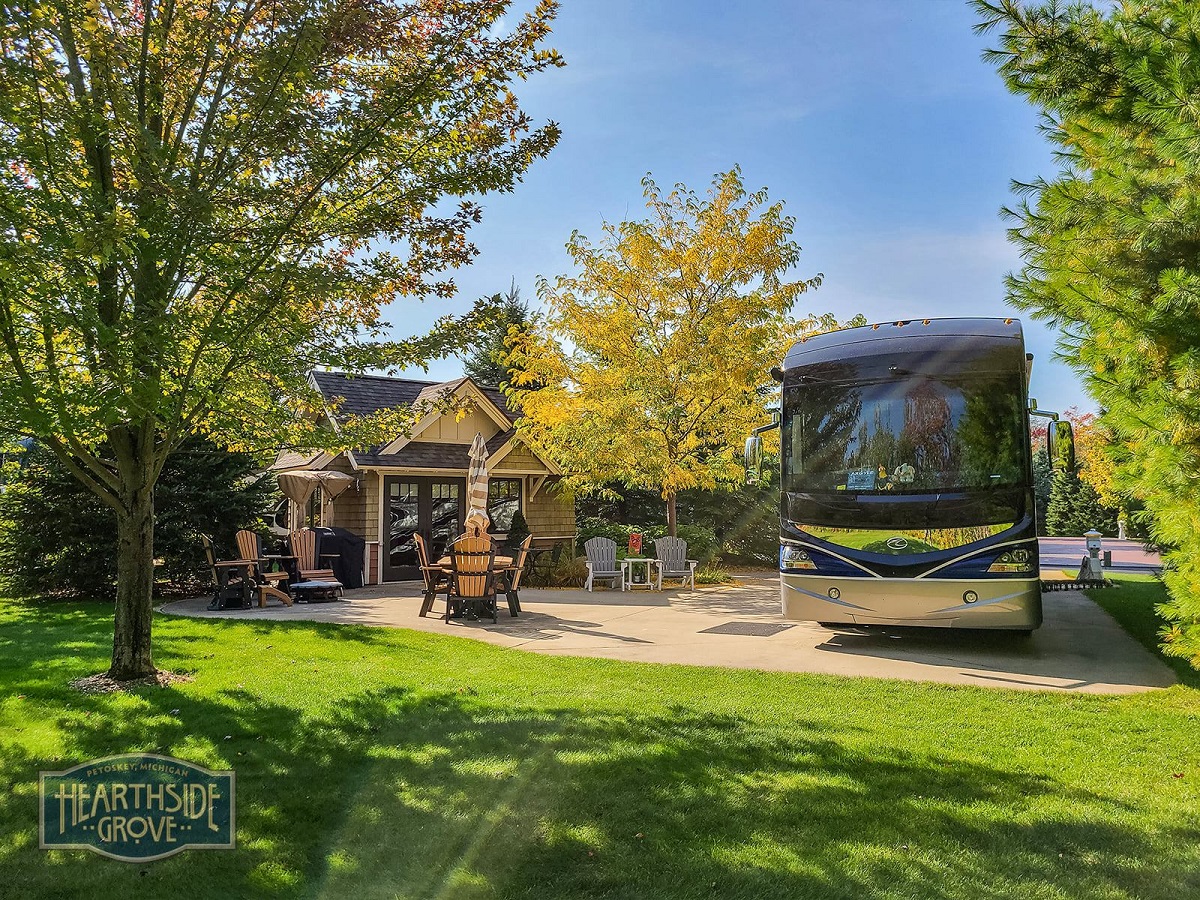Hearthside Grove Motorcoach Resort | Michigan