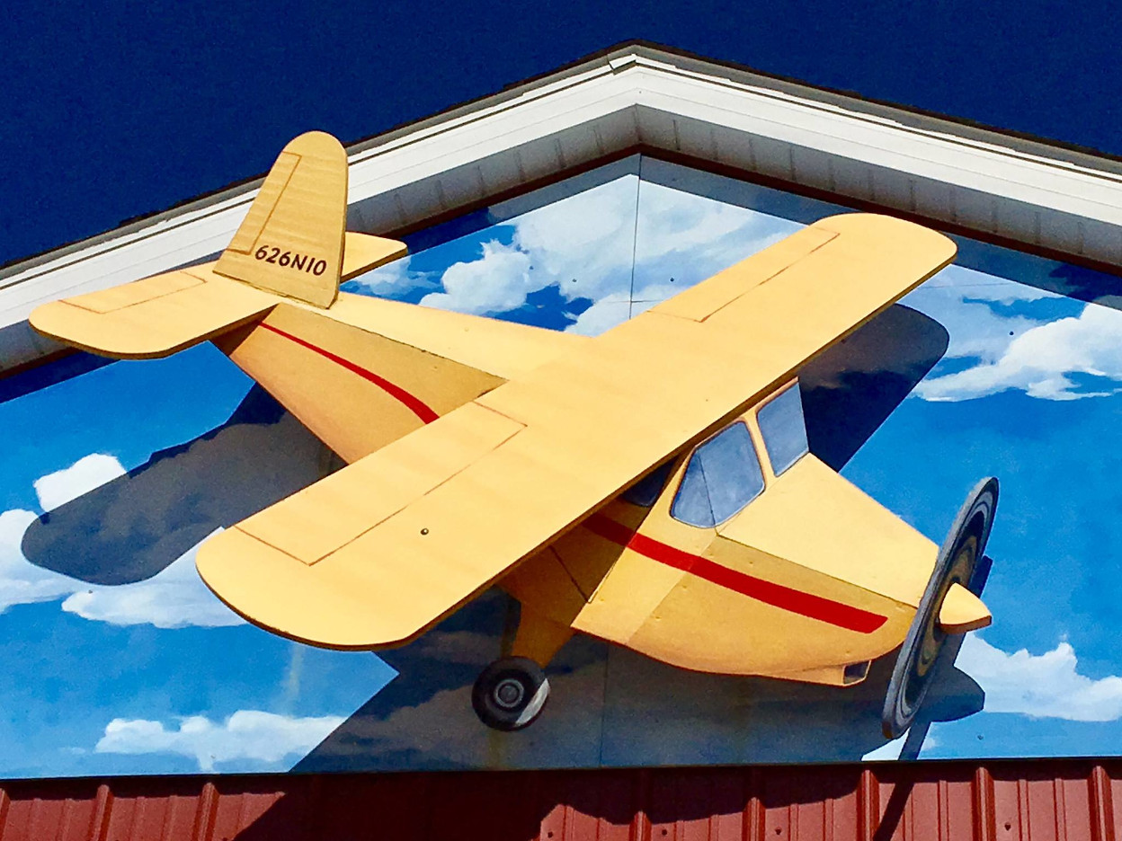 Fly Inn Restaurant | Michigan