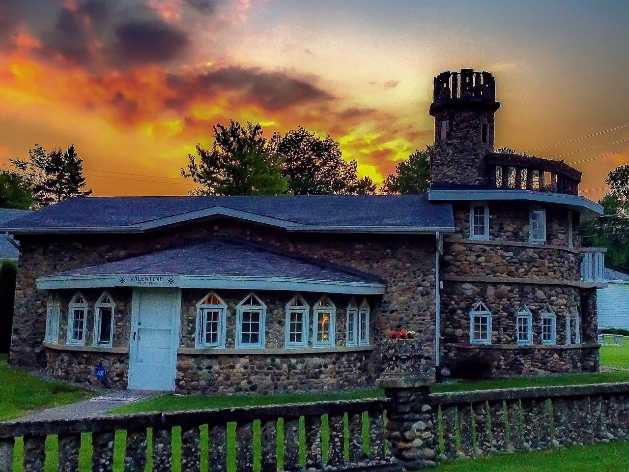 The Stone House-Apar Rentals | Michigan