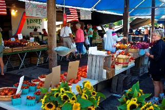 Grand Haven Farmer's Market | Michigan
