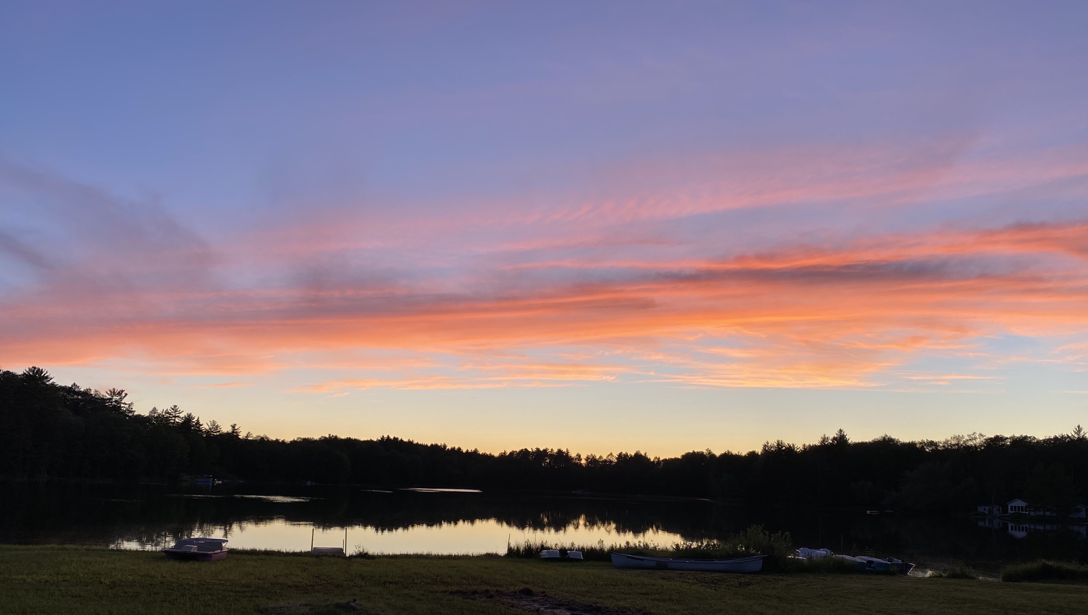 Sutter's Lake Cottage of Hawks | Michigan