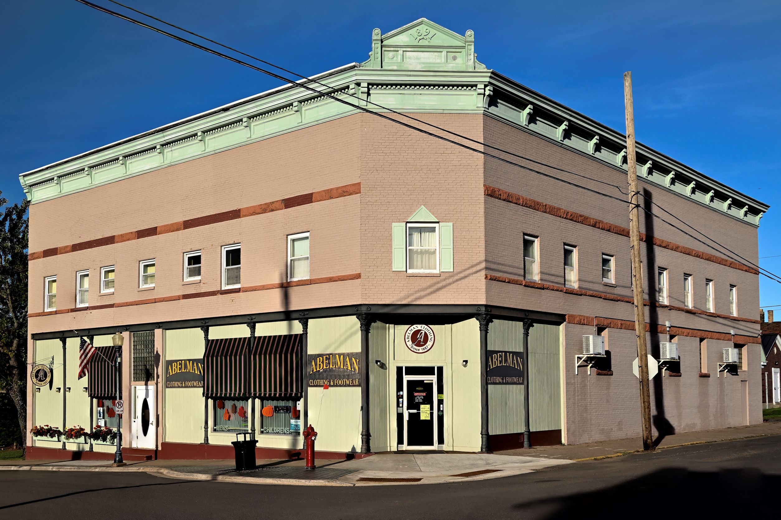 Abelman Clothing & Footware | Michigan
