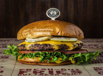 Bagger Dave's Legendary Burger Tavern | Michigan