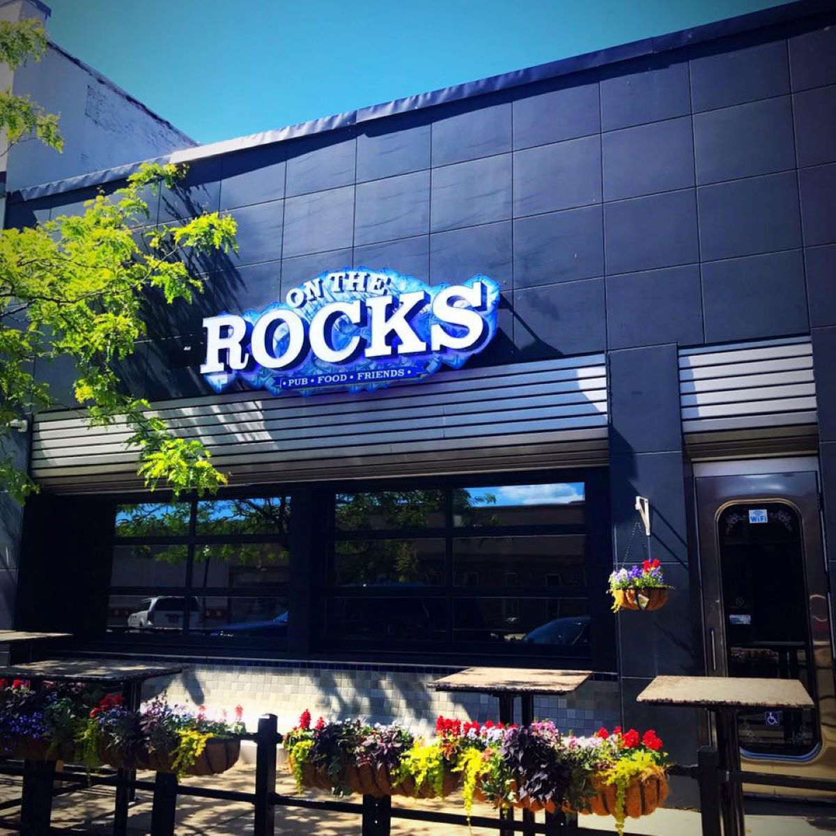 On The Rocks | Michigan