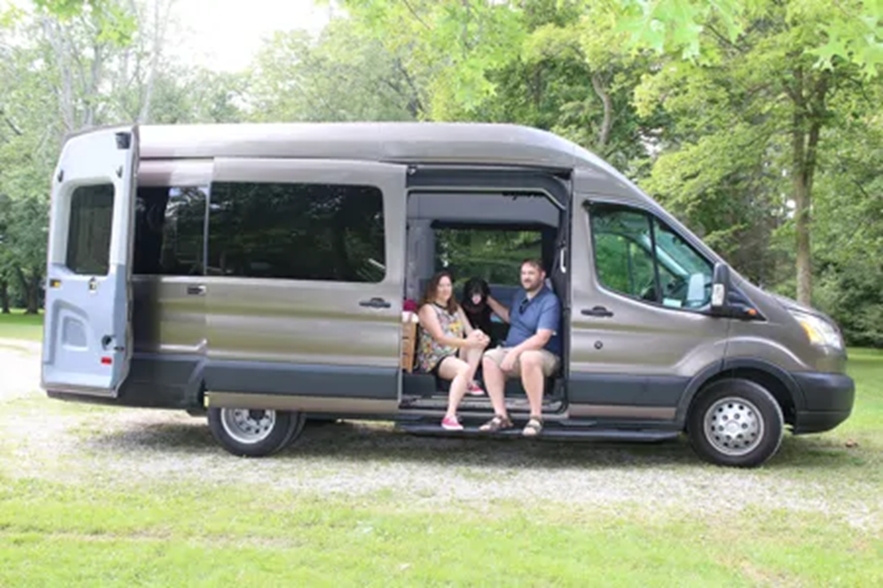 Veronica's Hi-Top Passenger Van Rental | Michigan