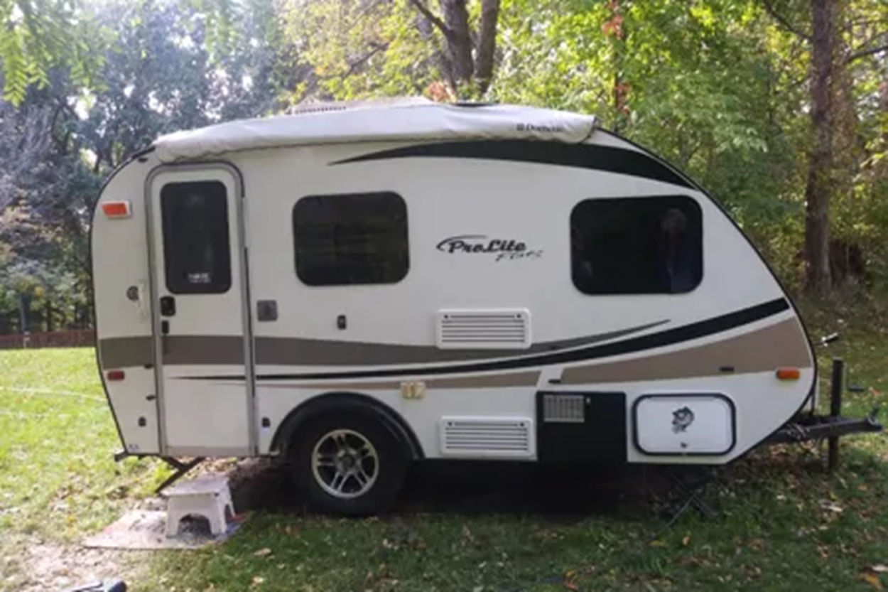 Cozy 2014 Prolite Plus S Travel Trailer Rental | Michigan