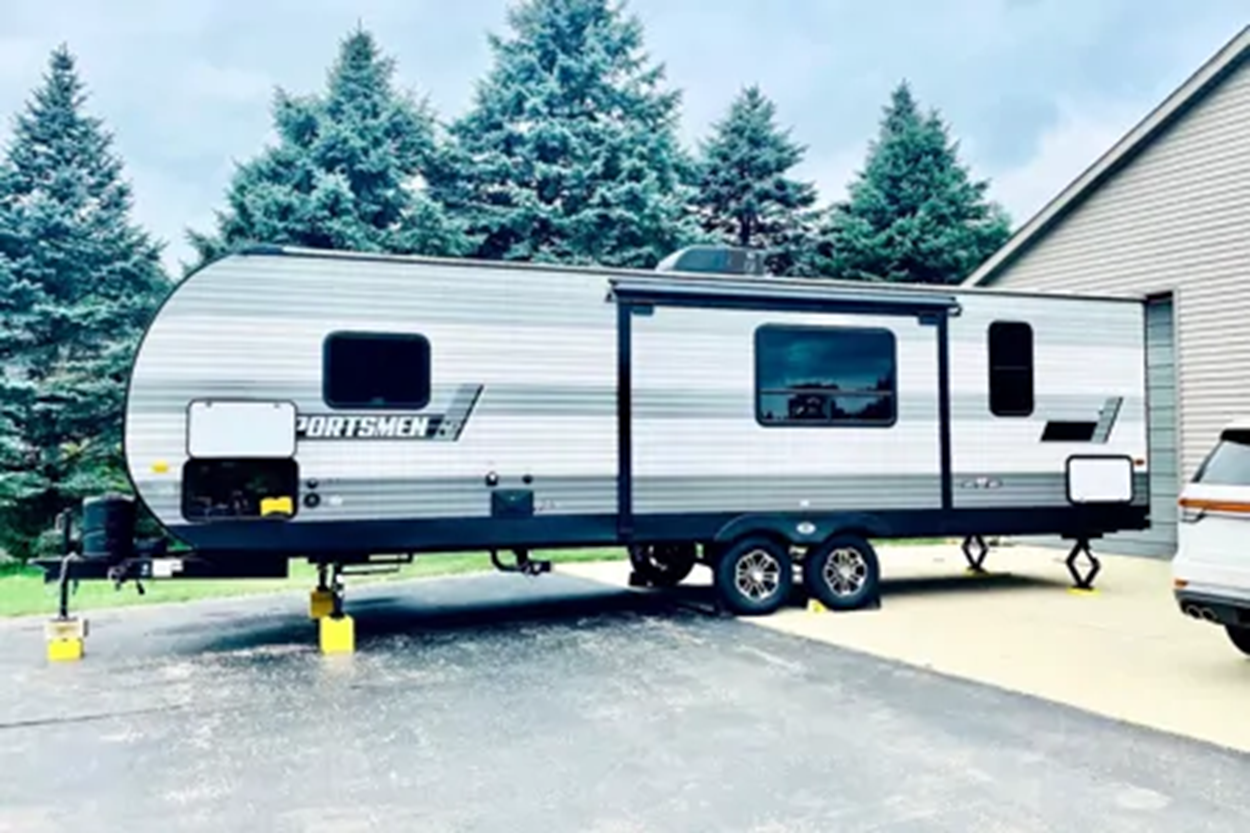 Northern Serenity Camper Rental | Michigan