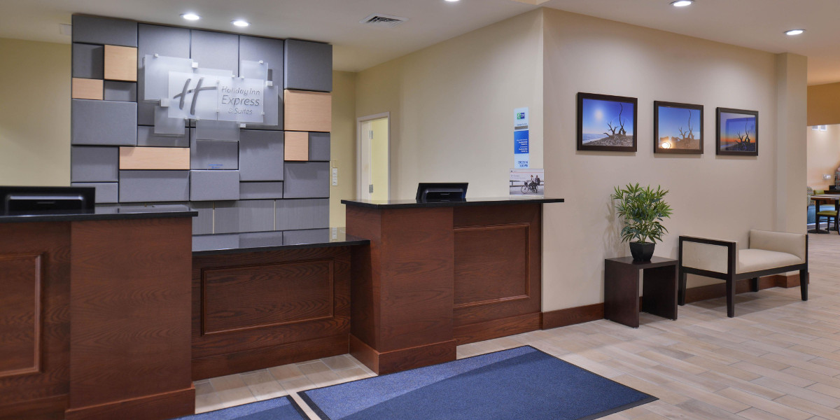 Holiday Inn Express and Suites - Dearborn/SW Detroit area | Michigan