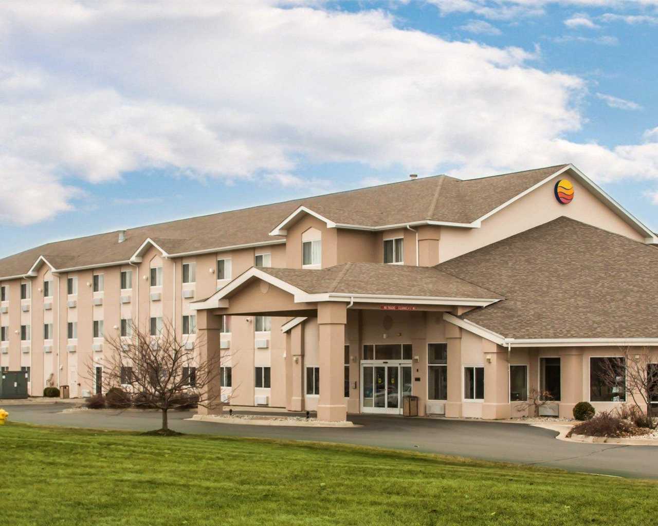 Comfort Inn & Suites - Dimondale | Michigan